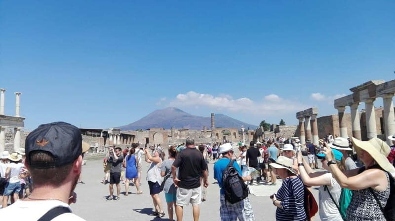 Pompeii Tour with Maxi Mall Shopping Experience - Who Is This Tour Best For?