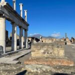 Pompeii-Vesuvius & Winery All Inclusive Tour From Positano - Climbing Mount Vesuvius: A Volcanic Walk