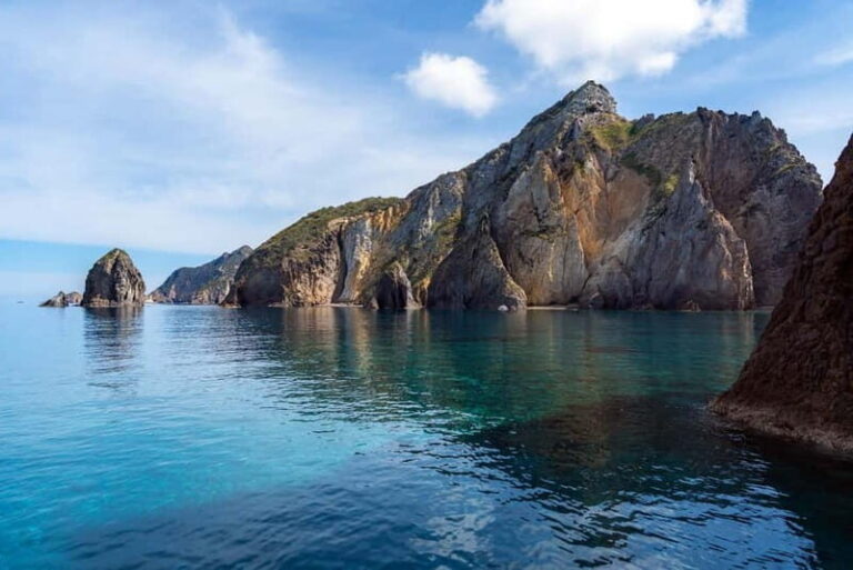 Ponza: Palmarola & Ponza Island Cruise with Swimming & Lunch - Authentic Traveler Feedback