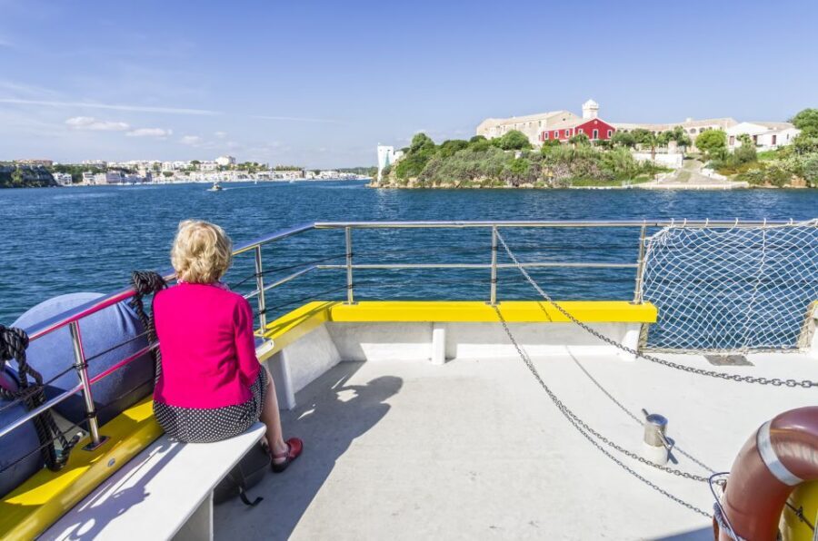 Port Mahon: 1-Hour Harbor Cruise with Underwater Views - Who Should Consider This Tour?