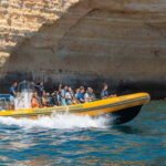 Portimão: Benagil Caves Tour - Visiting Castelo de Ferragudo