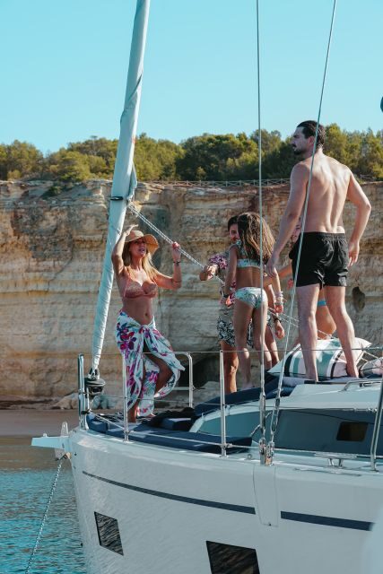 Portimao: Sunrise Luxury Sail-Yacht Cruise - Detailed Breakdown of the Experience