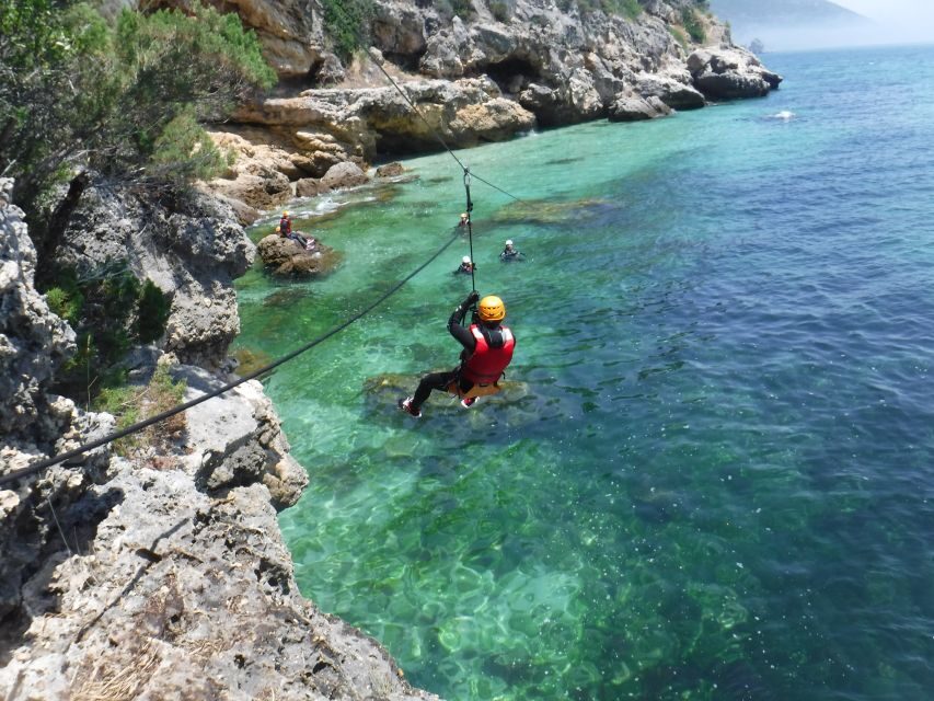 Portinho da Arrábida: Coasteering Boat Tour - Itinerary and Highlights