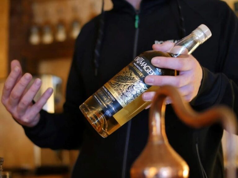 Portmagee: Whiskey Tasting Lesson - What Travelers Say