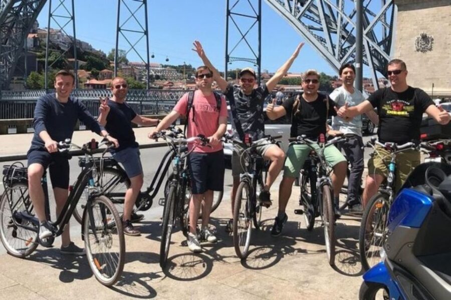 Porto: 1 to 4 Day Electric Bicycle Rental - Exploring Porto on Two Wheels: An Itinerary Breakdown