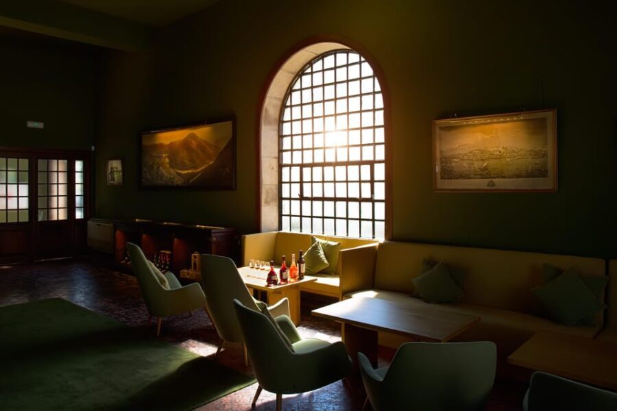 Porto: Classic Tour at Real Companhia Velha - The Tasting Experience
