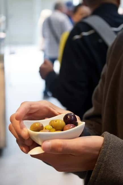 Porto: Food Tour with Tastings and Souvenirs - What Makes This Tour Stand Out?