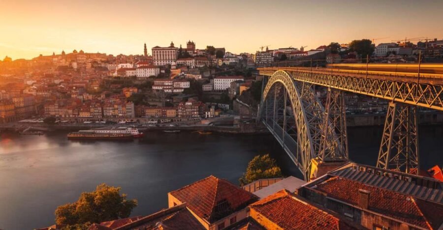 Porto: Private Exclusive History Tour with a Local Expert - Practicalities and Logistics
