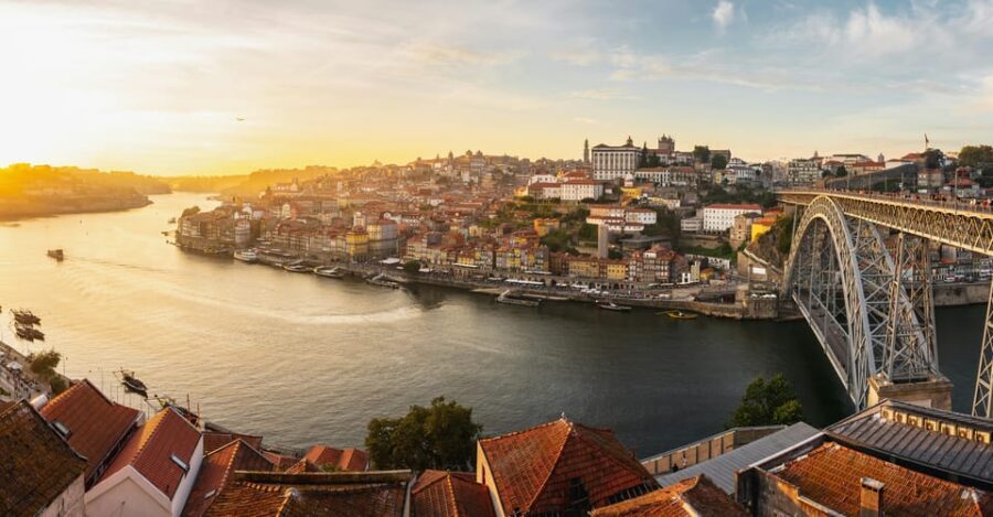 Porto: Private Historical Walking Tour with Local Guide - What You’ll Enjoy During the Tour