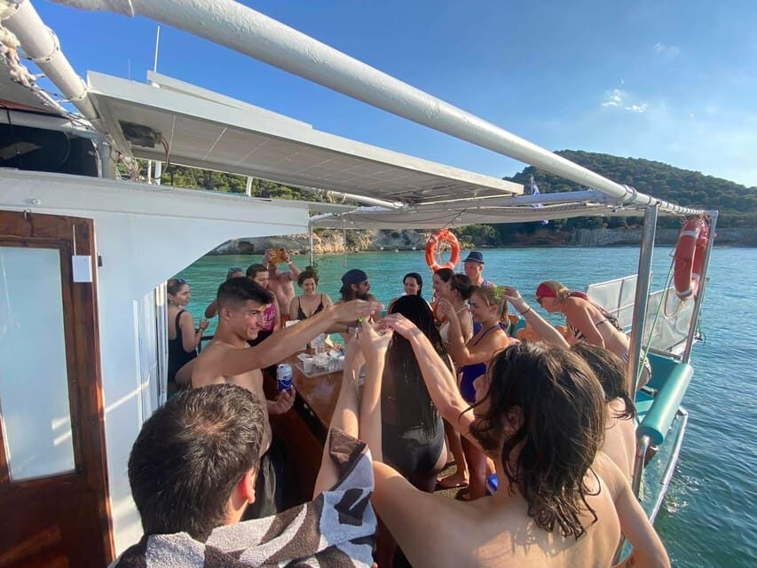Porto Rafti: Athens Floating Bar Cruise - What to Expect on the Cruise