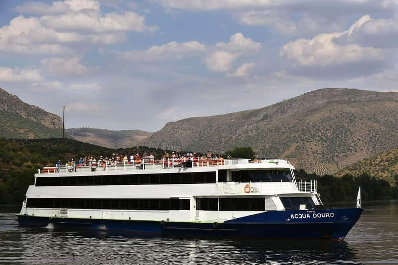 Porto: Régua Cruise with Train Ride and Wine Tasting - Who Will Love This Tour?