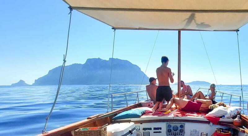 Porto San Paolo: Half Day Boat Tour to Tavolara and Molara - Itinerary Breakdown and What to Expect