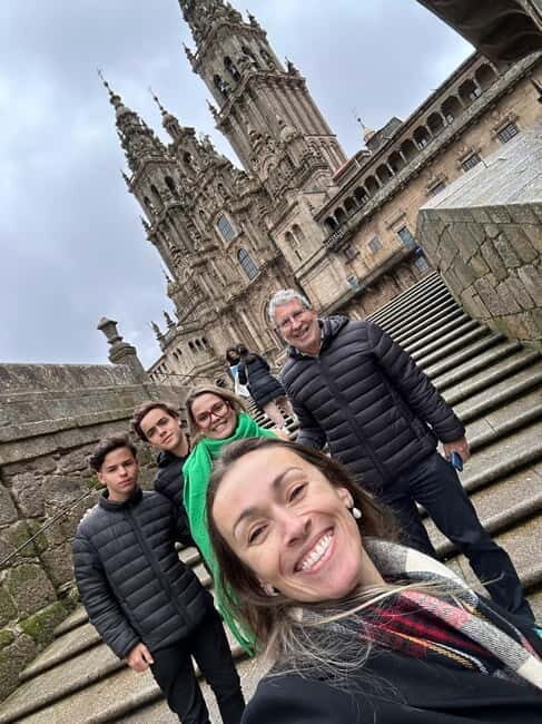 Porto: Santiago de Compostela and Valença Day Trip - Why Travelers Rate It Highly