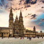 Porto: Santiago de Compostela & Viana do Castelo Tour - Transportation and Group Size