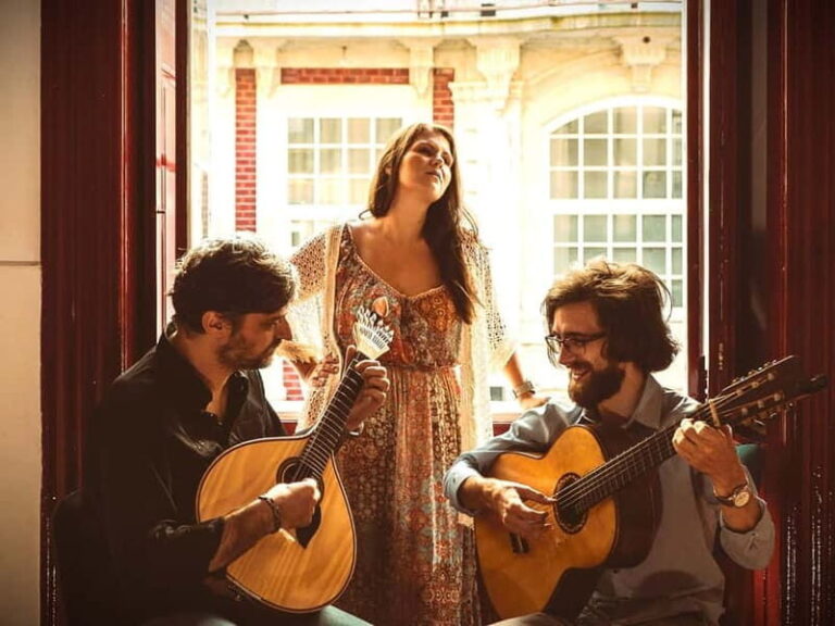Porto: Thorough Live Fado Concert with our Tawny Port Wine - Key Points
