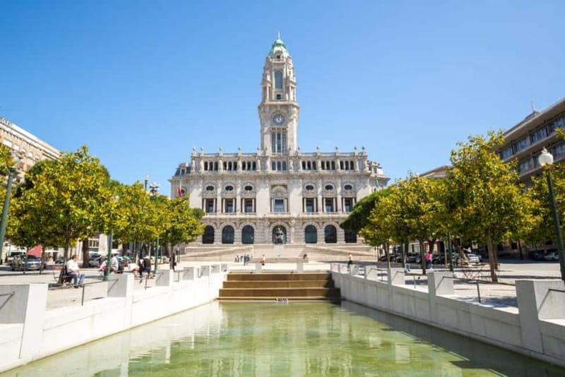 Porto to Gaia Walking Tour - Port Wine Included - Exploring Porto City Hall and Avenida dos Aliados