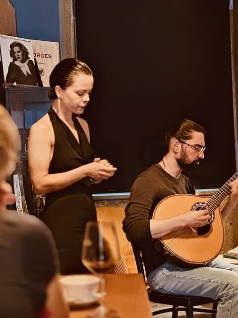Porto: Traditional Fado Show with Welcome Drink - The Experience Itself: What to Expect