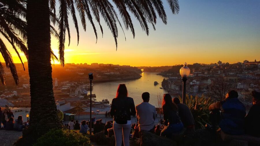Porto: Tuk Tuk Sunset Tour with Glass of Port Wine - Who Will Love This Tour?