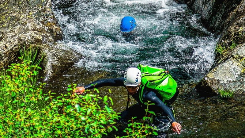 Portugal: Canyoning Tour Adventure with Lunch - Who Is This Tour Best For?