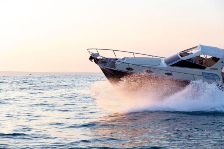 Positano: Positano Bay Sunset Experience - Navigating Towards the Li Galli Islands