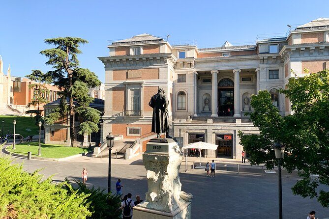 Prado City Tour Royal Palace in one day with entrance and pick-up - Who Will Love This Tour?