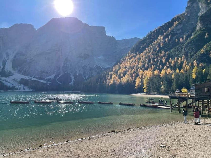 Pragser Wildsee: yoga and short hike in the Grünwaldtal valley - The Scenic Highlights: Views That Take Your Breath Away