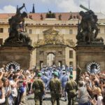 Prague: 1-Hour Castle Tour With Fast-GET Admission Ticket - The Experience in Detail: What to Expect and Why It Matters