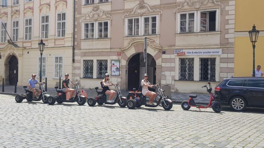 Prague: 2-Hour Trike Live Guided Tour of Old Town - The Itinerary in Detail