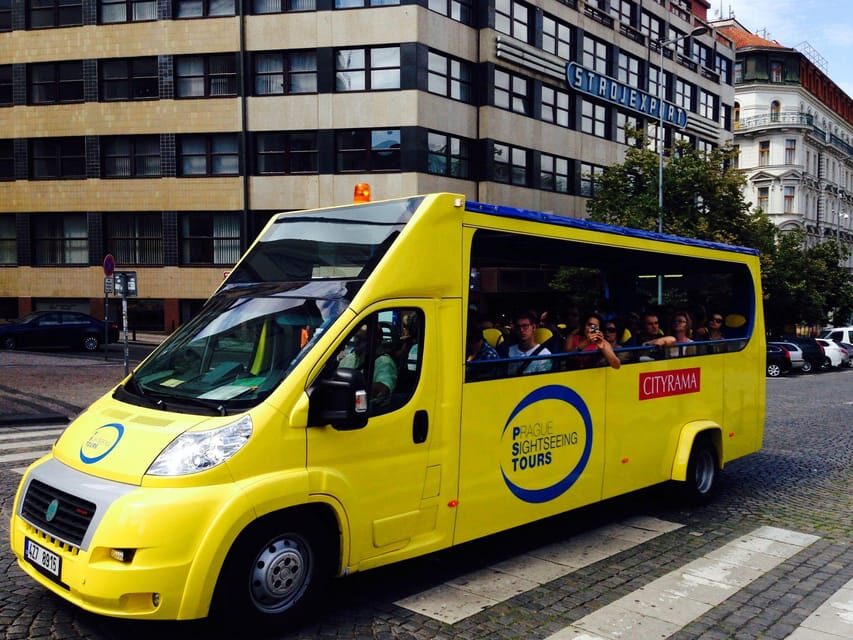 Prague: 2 hours city tour + 1 hour boat cruise - A Deep Dive Into the Tour
