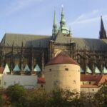 Prague: Castle and Lesser Town Walking Tour with Local Guide - Analyzing the Value
