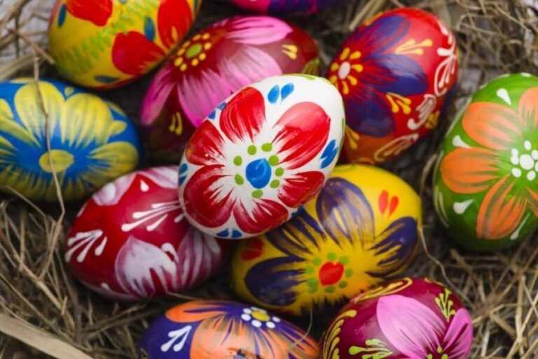 Prague: Easter Markets Tour with Czech Traditions & Snacks - The Bottom Line: Who Should Consider This Tour?