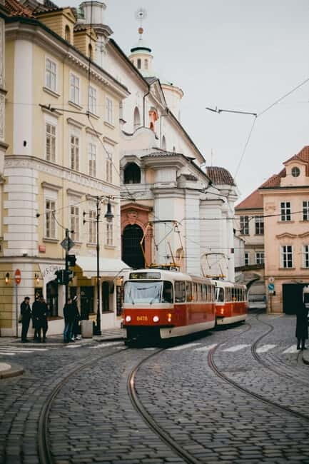 Prague: Exclusive Private Royal Way Tour - The Old Town and the Powder Gate