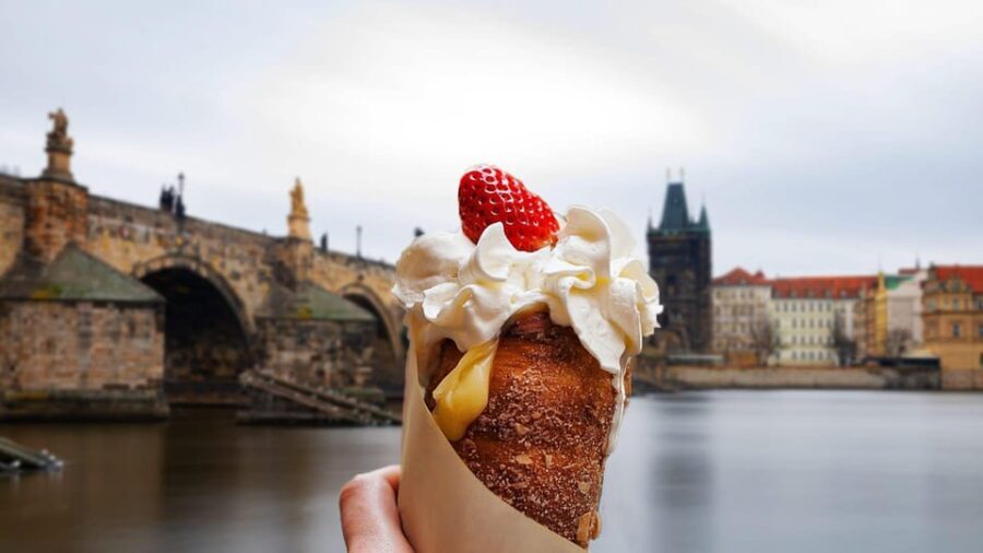 Prague: Guided Street Food Walking Tour - Discovering Prague’s Street Food Delights: What to Expect