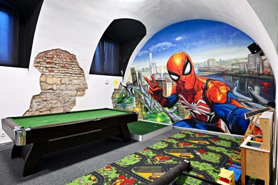 Prague: Mazemania Miniature Golf Experience - What to Expect at Mazemania