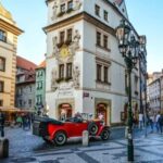 Prague: Must-See Attractions Walking Tour - Why This Tour Works Well