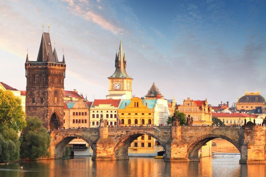 Prague: Old Town and Charles Bridge Tour - Navigating Practical Details