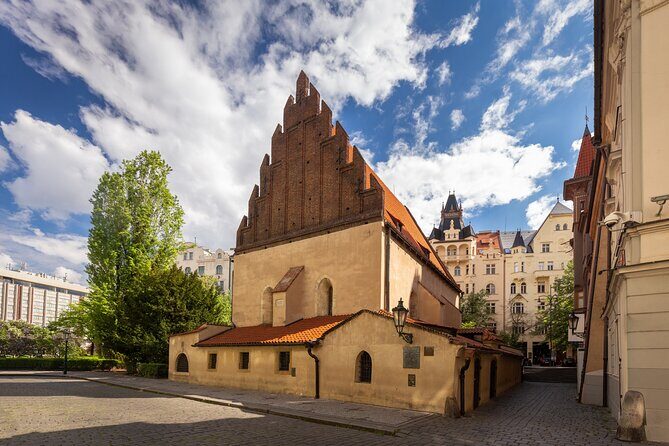 Prague Old Town Highlights Private Guided Walking Tour - What Travelers Say: Authentic Perspectives