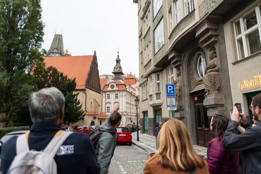 Prague: Old Town, Jewish Quarter & Astro Clock Walking Tour - A Closer Look at the Itinerary