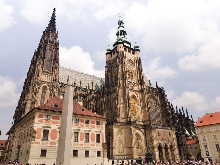 Prague: Prague Castle Complex Smartphone Audio Guide - The Practicalities: Price, Duration, and Accessibility