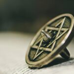 Prague: Prague Synagogues & the Jewish Cemetery Guided Tour - The Value of the Guided Experience