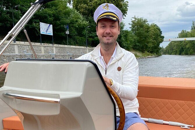 Prague Private Boat Tour 4 Hours - Who Should Book This Experience?