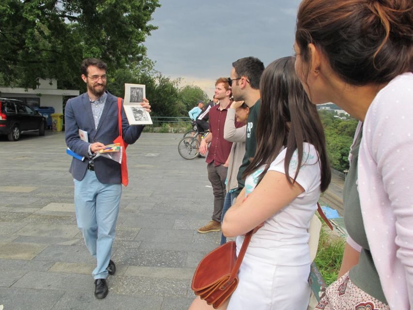Prague: Private Prague Art Nouveau and Cubism Tour - FAQs