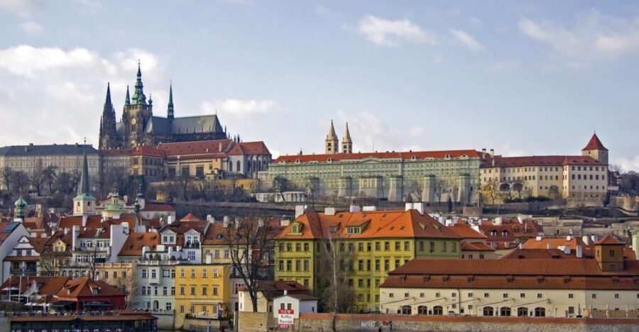Prague Sightseeing Tour with Lunch - Detailed Breakdown: What the Tour Includes and Why It Matters