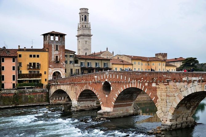 Private 2,5 hour Walking Tour of Verona with Private Tour Guide - Introducing the Verona Private Walking Tour