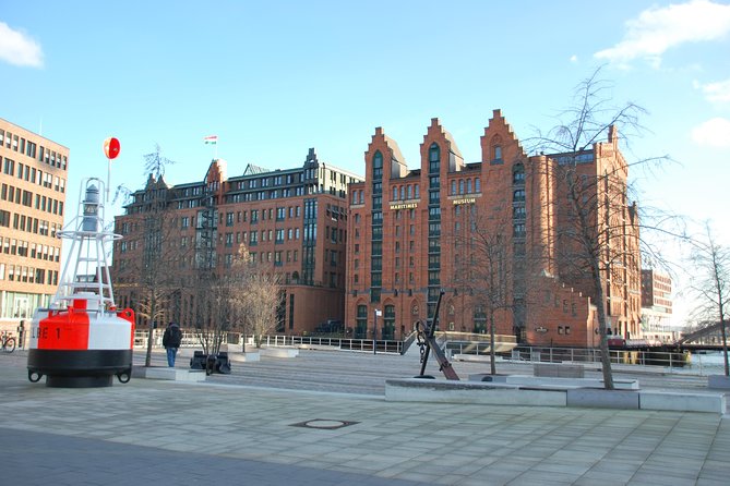 Private 3-Hour Hamburg Sightseeing Tour in a Mercedes Limousine - Discover Hamburg in Style: A Private 3-Hour Mercedes Limousine Tour