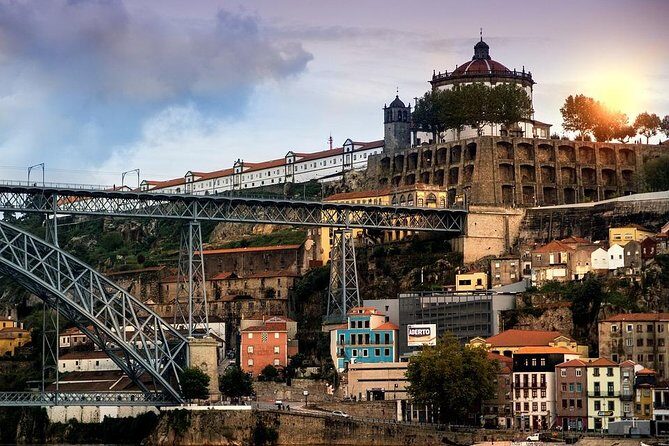 Private 3-hour walking tour of Porto with official tour guide - Value and Practical Considerations