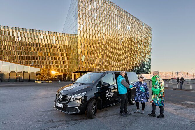 Private 3 Hours Tour with Airport Transfer in Reykjavik - Climbing to New Heights: Hallgrimskirkja