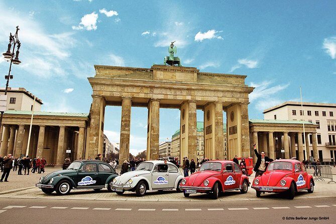Private 4h Berlin Discovery Tour in an Oldtimer Volkswagen Beetle - A Well-Structured Itinerary
