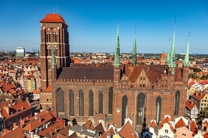 Private Artus Court and Gdansk Old Town Tour with Tickets - A Step-by-Step Breakdown of the Itinerary