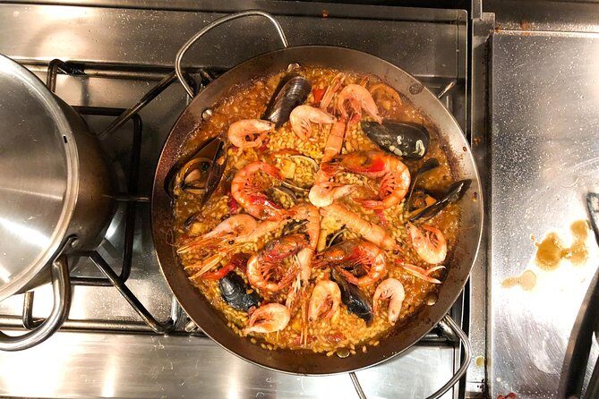 Private Authentic Paella Cooking Class in Barcelona with Josh - Detailed Breakdown of the Itinerary
